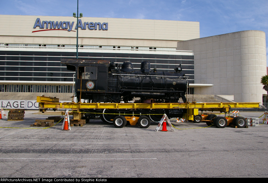 SLSF 3749 ON A MOVING TRAILER